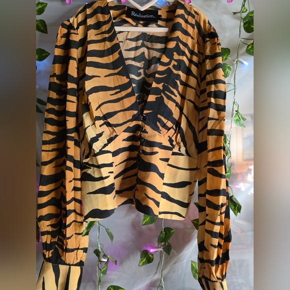 Realisation Par | Tops | Realisation Par Tiger Stripe Blousse | Poshmark